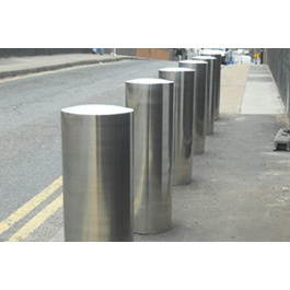 Extra Large Flat Top Stainless Steel Bollard