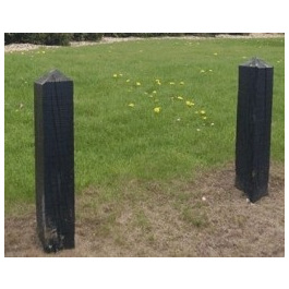 SS Square Softwood Bollard