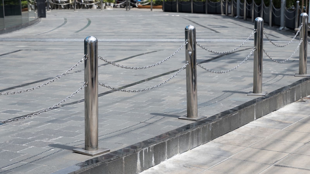 How stainless steel bollards can transform your premises - Shelter ...