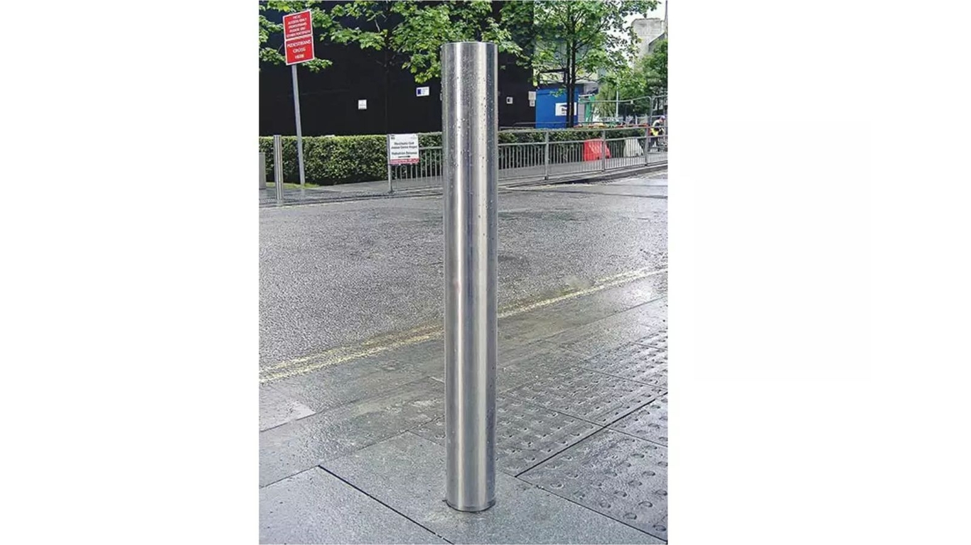 How can Stainless Steel Bollards benefit your business? - Shelter Store ...