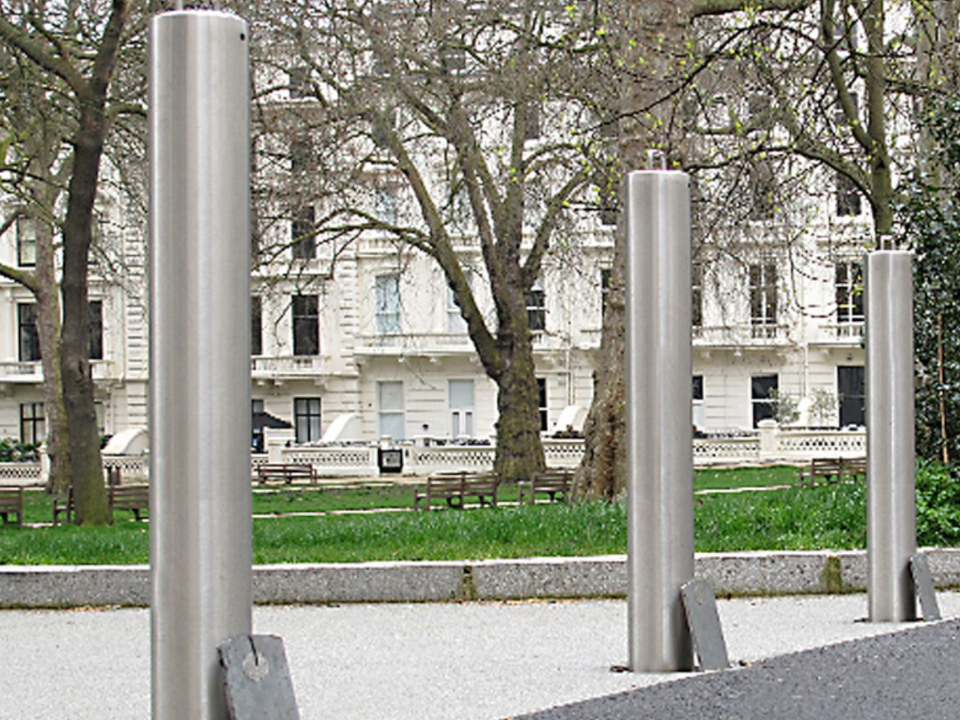 Shelter Store - Canopies, Smoking Shelters, Bollards and Street Furniture